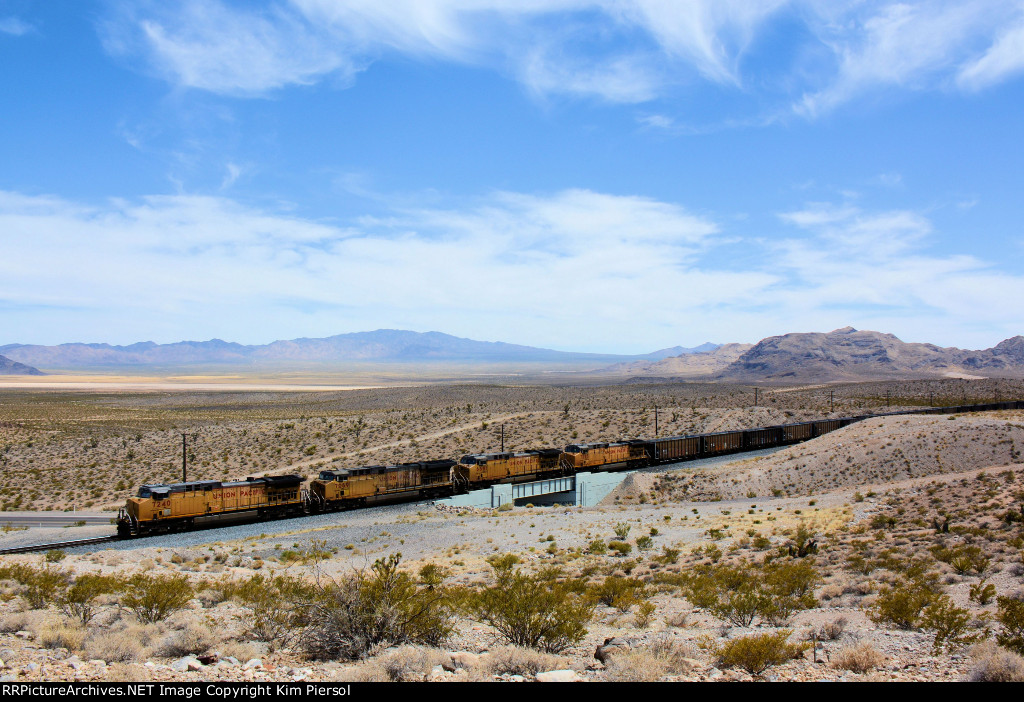 UP 7240 EB Coal Empties